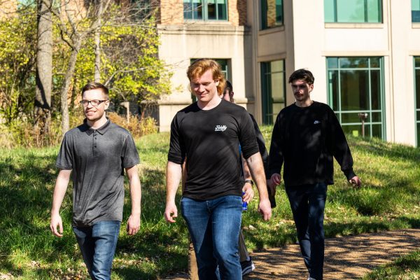 Transition from retail or hospitality into finance | Fidelity Careers